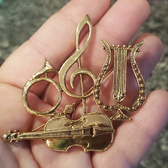 Jewelry | Vintage Goldtone Musicians Brooch Harp French Brass Horn ...